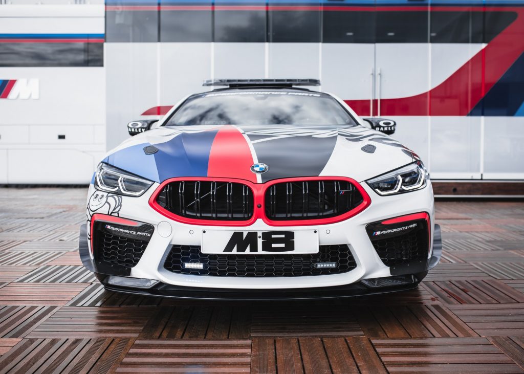 เผยโฉม BMW M8 รถยนต์เซฟตี้คาร์ สำหรับการแข่งขัน MotoGP - Benewsonline.com